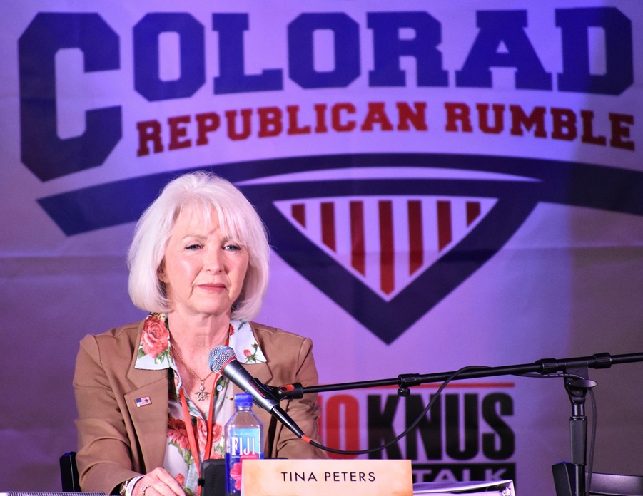 Tina Peters saldrá de prisión pero ¿a dónde irá? – La Prensa de Colorado